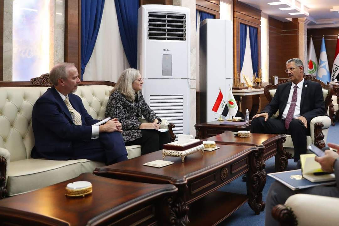 وزير النفط يستقبل السفيرة الامريكية في بغداد